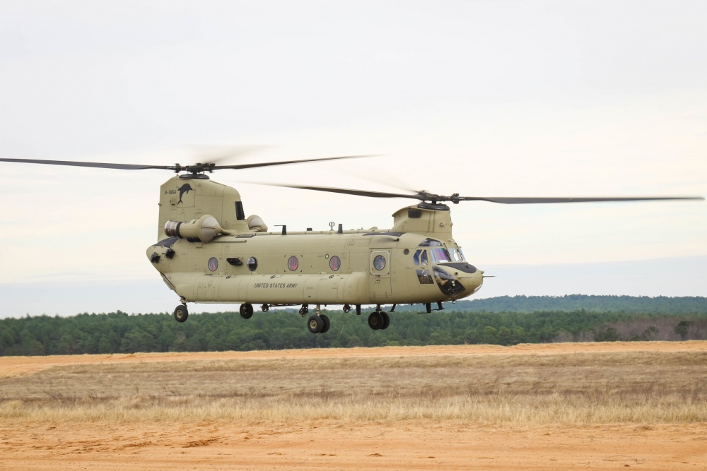Saudi Arabia Chinook Buy Could Help Close US Army Production Gap ...