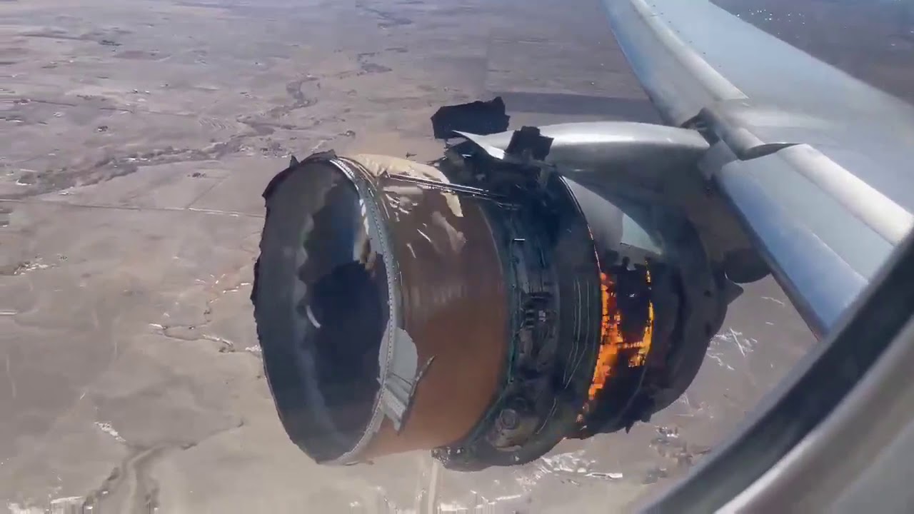 United Airlines Boeing 777 N772UA UA328 Denver Honolulu Engine Failure ...