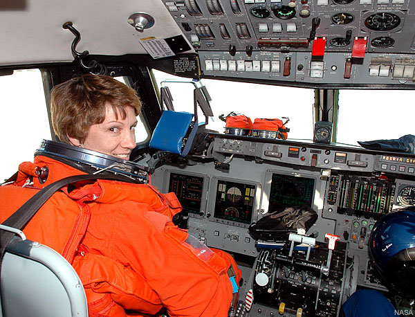 Aviation History - July 23, 1999 - Eileen Becomes First Woman Shuttle ...